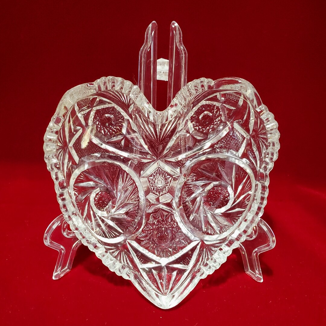 Vintage Heart-shaped Nappy / Whirling Star / Hobstar - Etsy