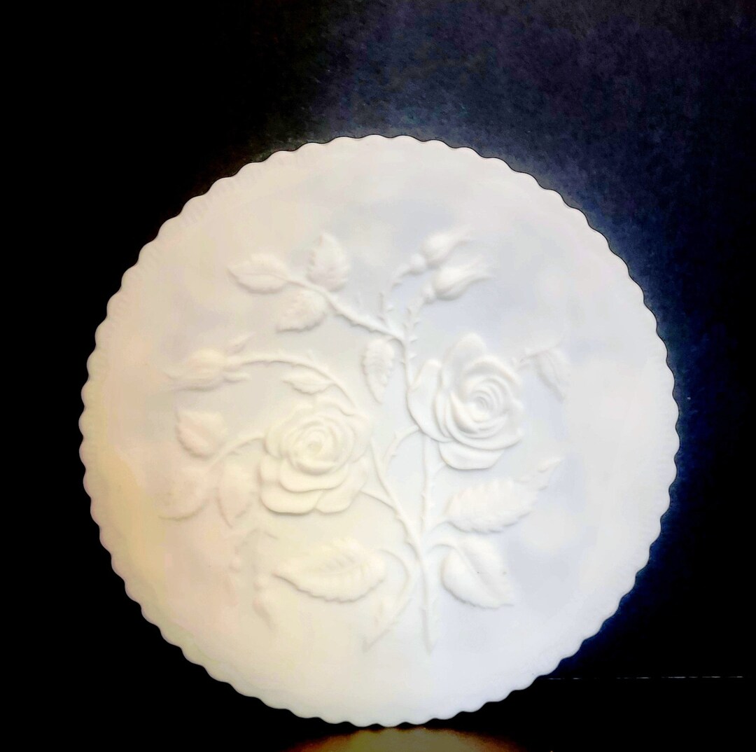 10-3/4" Imperial Glass "rose" Milk Glass (milk White) Round Canape ...