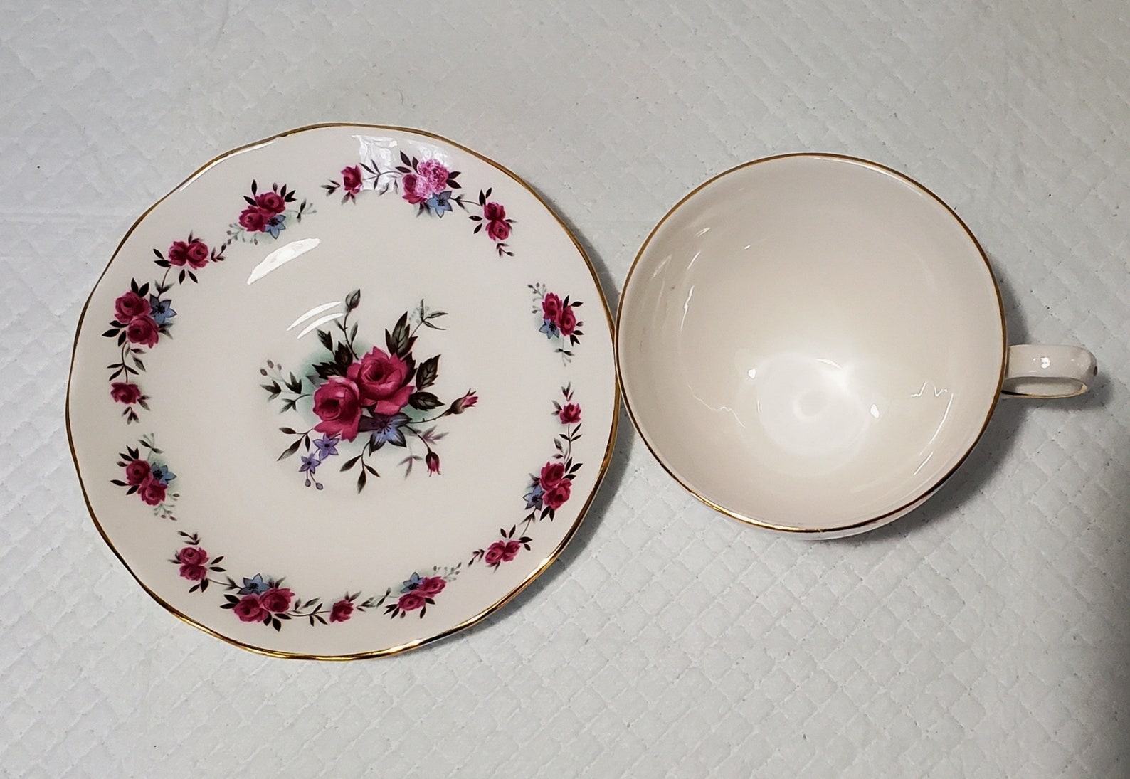Queen Anne roses Cup and Saucer Set / F178 / - Etsy