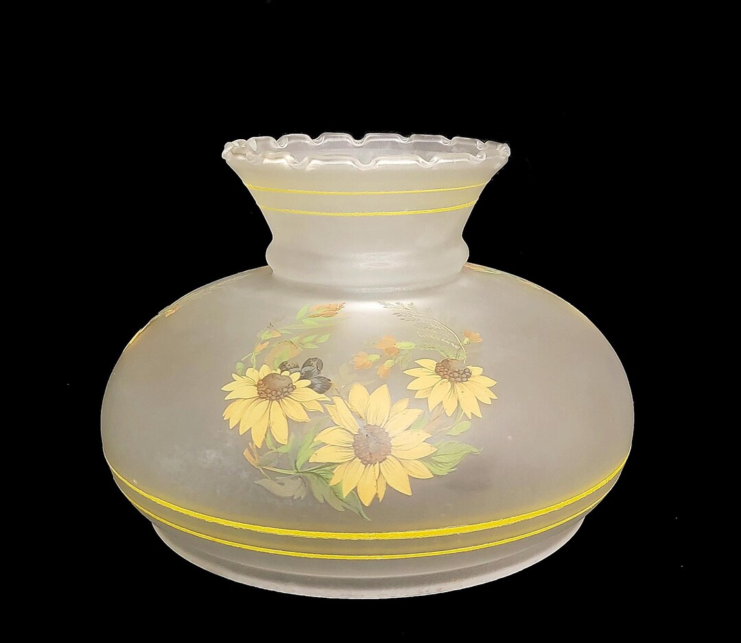 Vintage Frosted Glass Daisy Lamp Shade - Ruffled Edge, 9-5/8" Fitter - Etsy