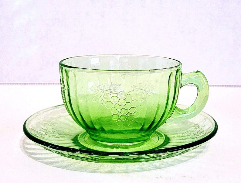 Six (6) Green Hazel Atlas "fruits" Cups & Saucers 1931-1935 - Etsy