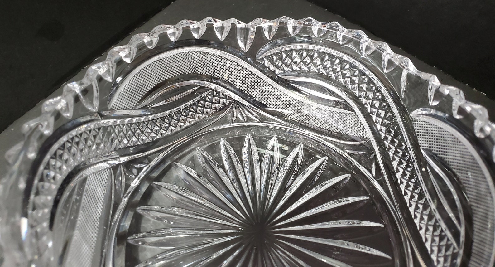 Beautiful Antique 8 Cut Crystal Rippled Edge Bowl / | Etsy