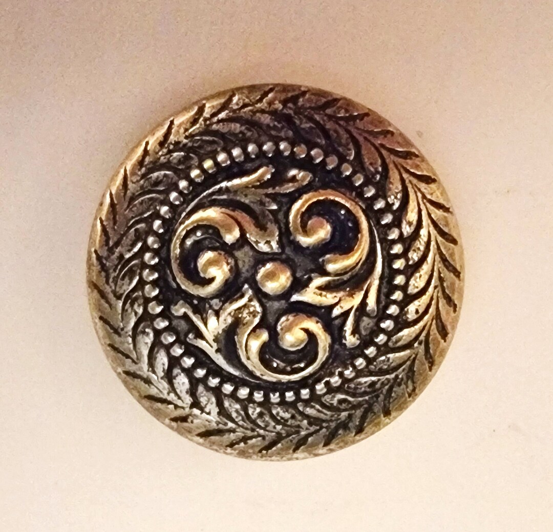 Five (5) - 7/8" / 22 MM / Cast Metal Buttons / NO Card - Etsy