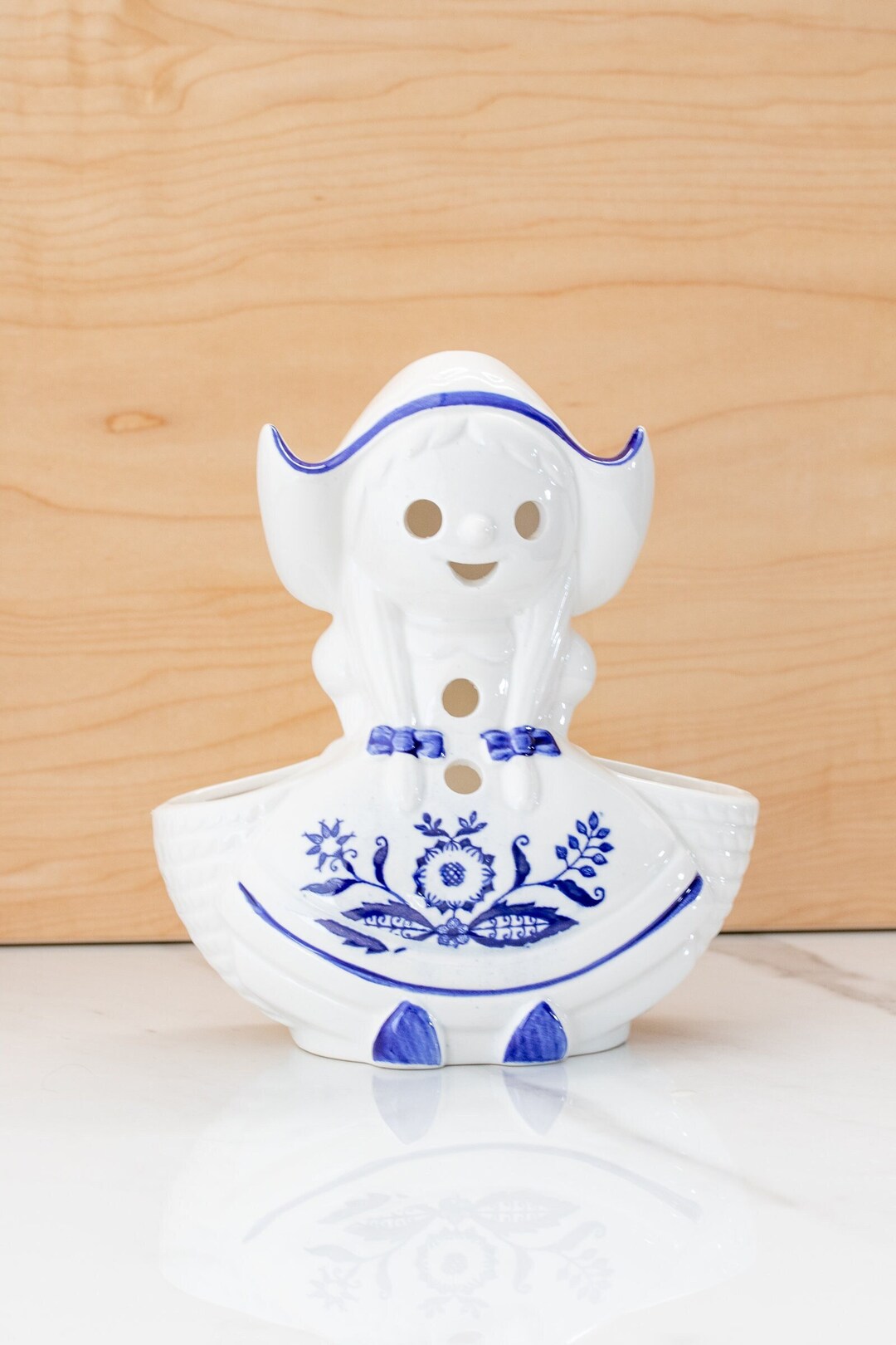 Vintage Blue & White Dutch Girl Bulb Starter - Etsy