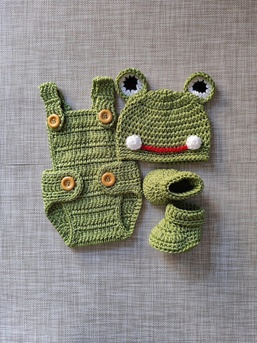 FROG Baby Boy/girl Set: Hat, Romper and Booties, Crocher Baby Frog Set ...