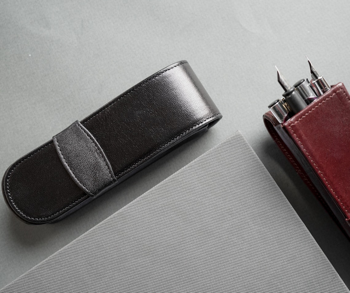 Fountain pen case 5 pens Leather pencil case for men | Etsy