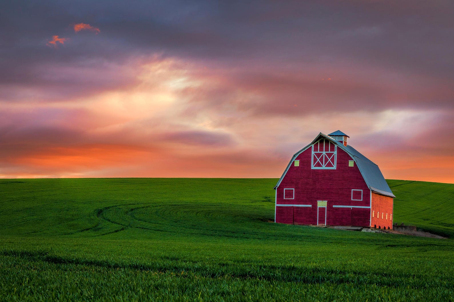 Palouse Red Barn Sunset Canvas Wrap, Rural Sunset Print, Countryside ...