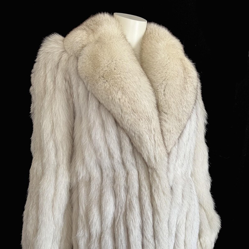 Small Saga Fur Vintage - Etsy