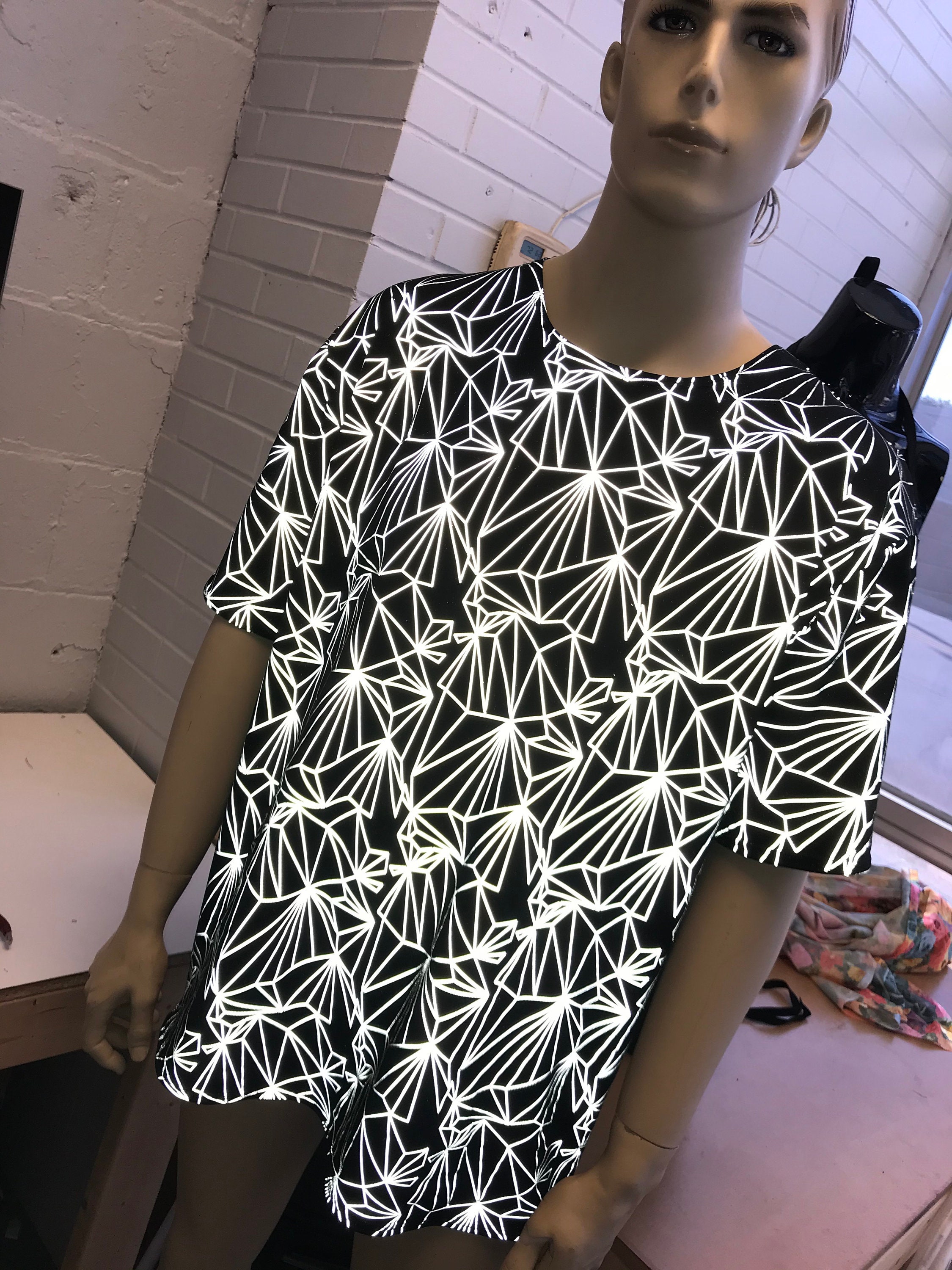 Reflective t shirts store