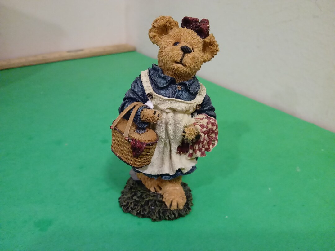 Vintage Figurine, Boyds Bears Bearstone Collection, Molly B ...