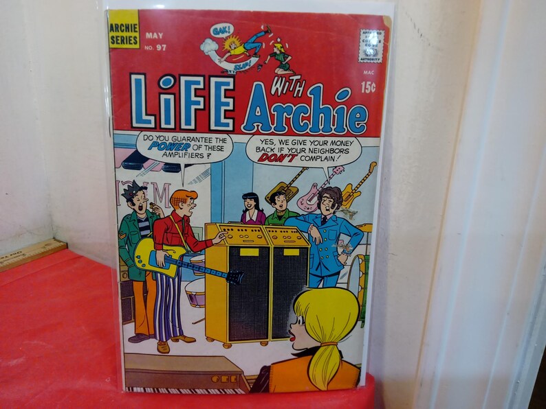 Vintage Archie & Harvey and Comic Books, Espers, Daffy Duck, the ...