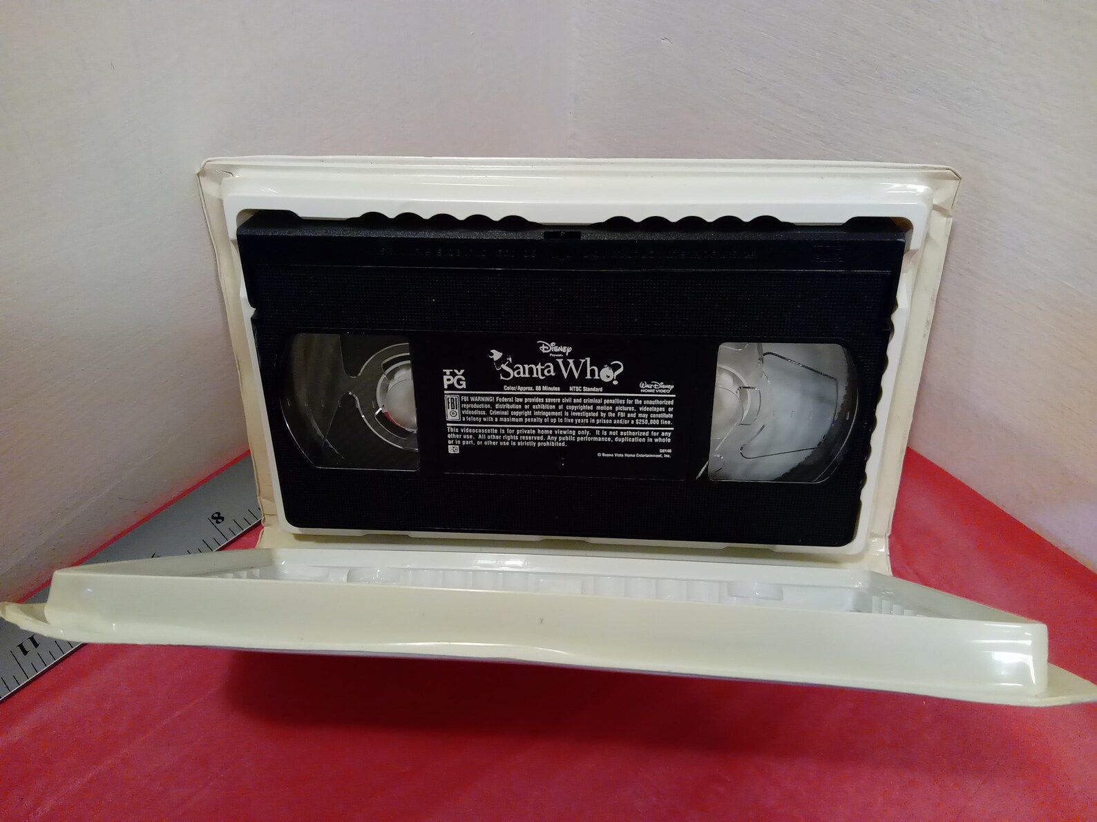 Vintage VHS Movie Tape, Walt Disney's Santa Who?, Leslie Nielson, 2001 ...