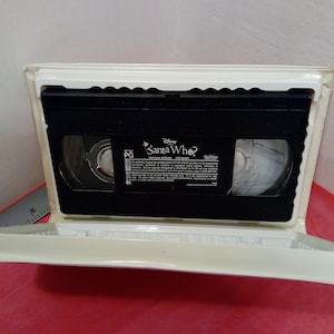 Vintage VHS Movie Tape, Walt Disney's Santa Who?, Leslie Nielson, 2001 ...