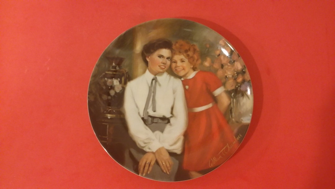 Edwin M. Knowles Limited Edition Collector Plate - "annie and Grace ...