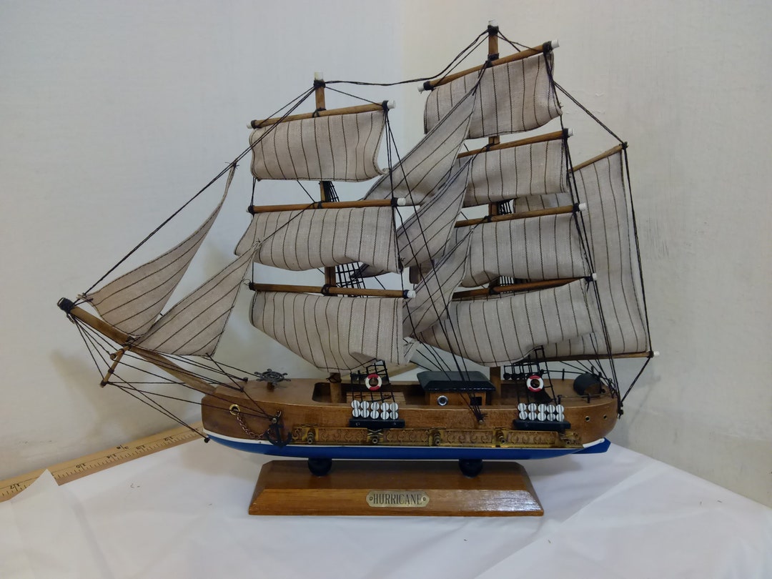 Vintage Model Ship, the Heritage Mint LTD "tall Ships of the World ...