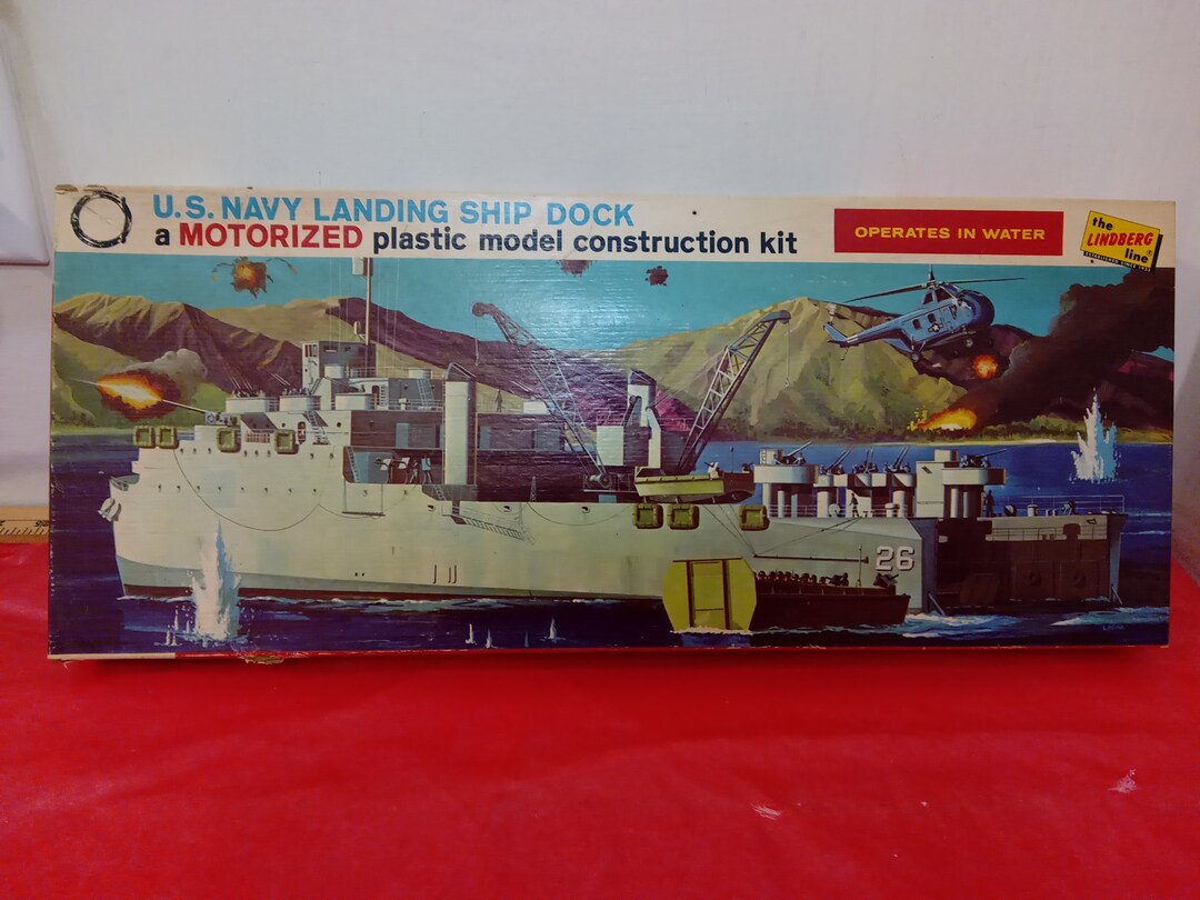Vintage Ship Model Kit, U.S. Navy Landing Ship Dock by Lindberg Model ...