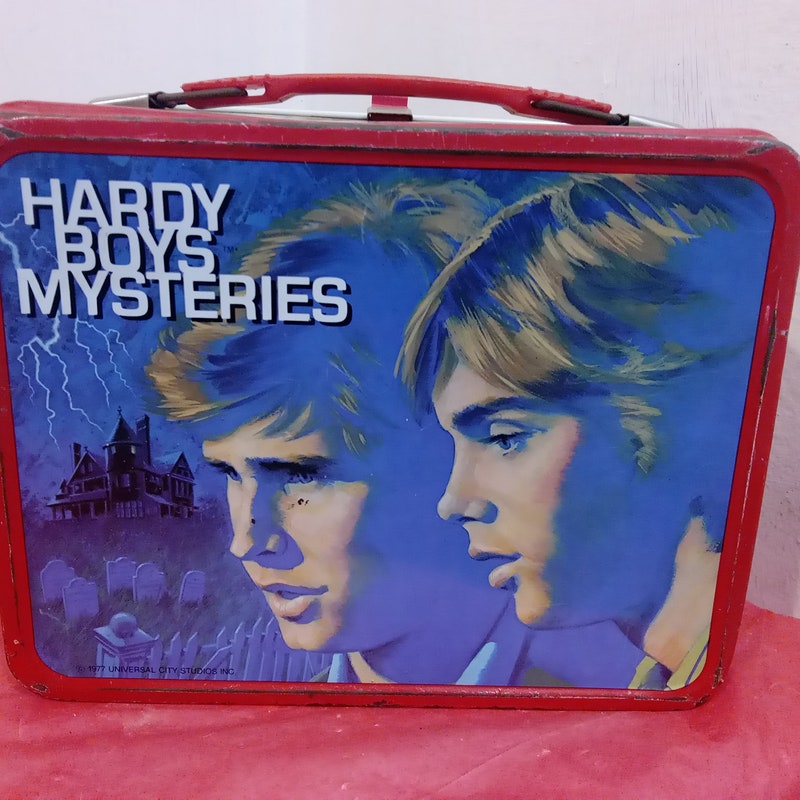 Vintage Lunch Box - Etsy