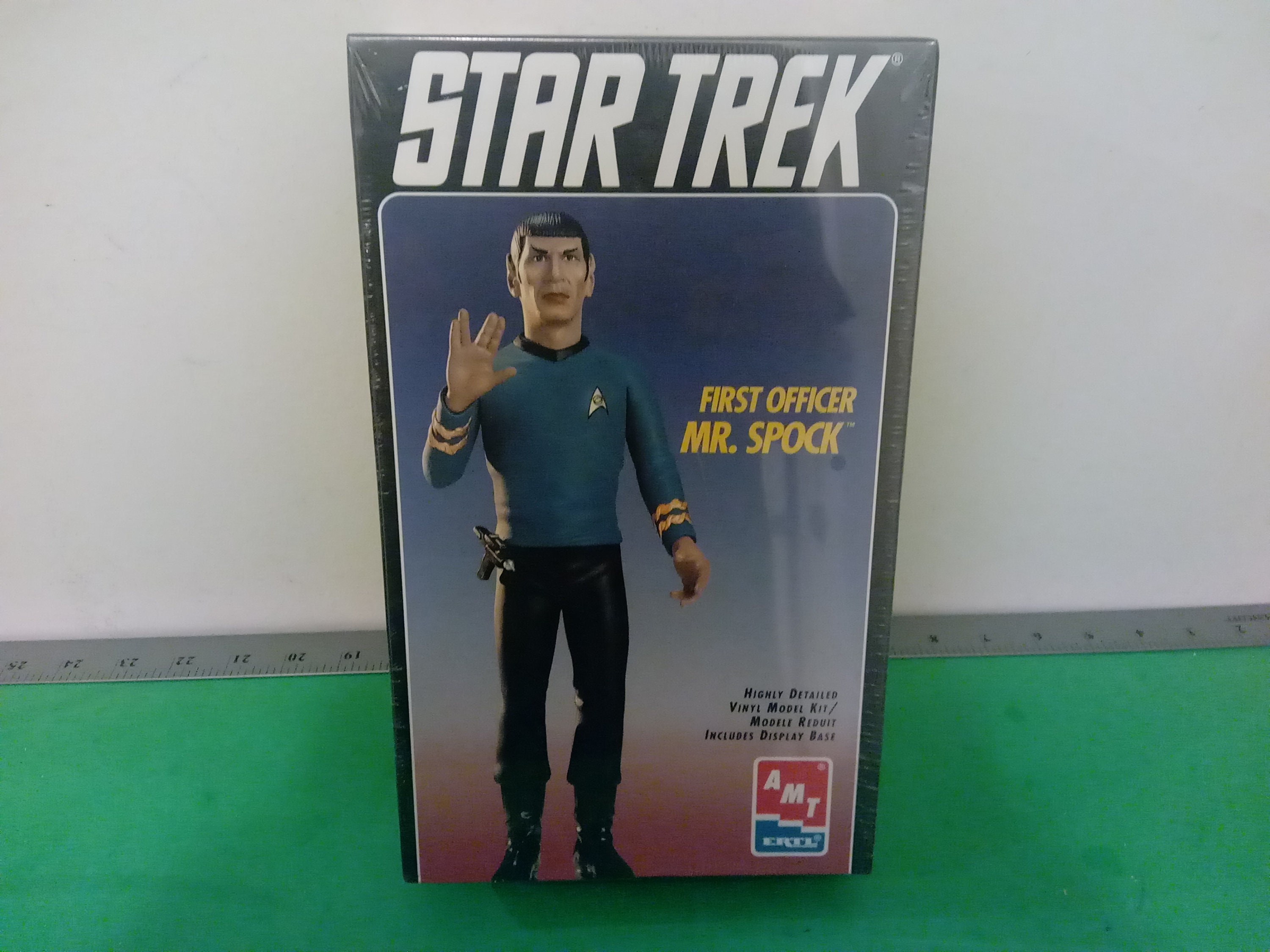 Vintage Star Trek Vinyl Model Kit, Mr. Spock, AMT/ERTL, 1995~