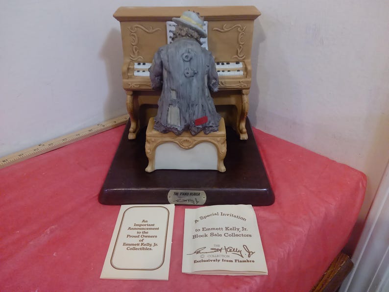 Vintage Porcelain Clown Figurine, the Emmett Kelly Jr. Signature ...