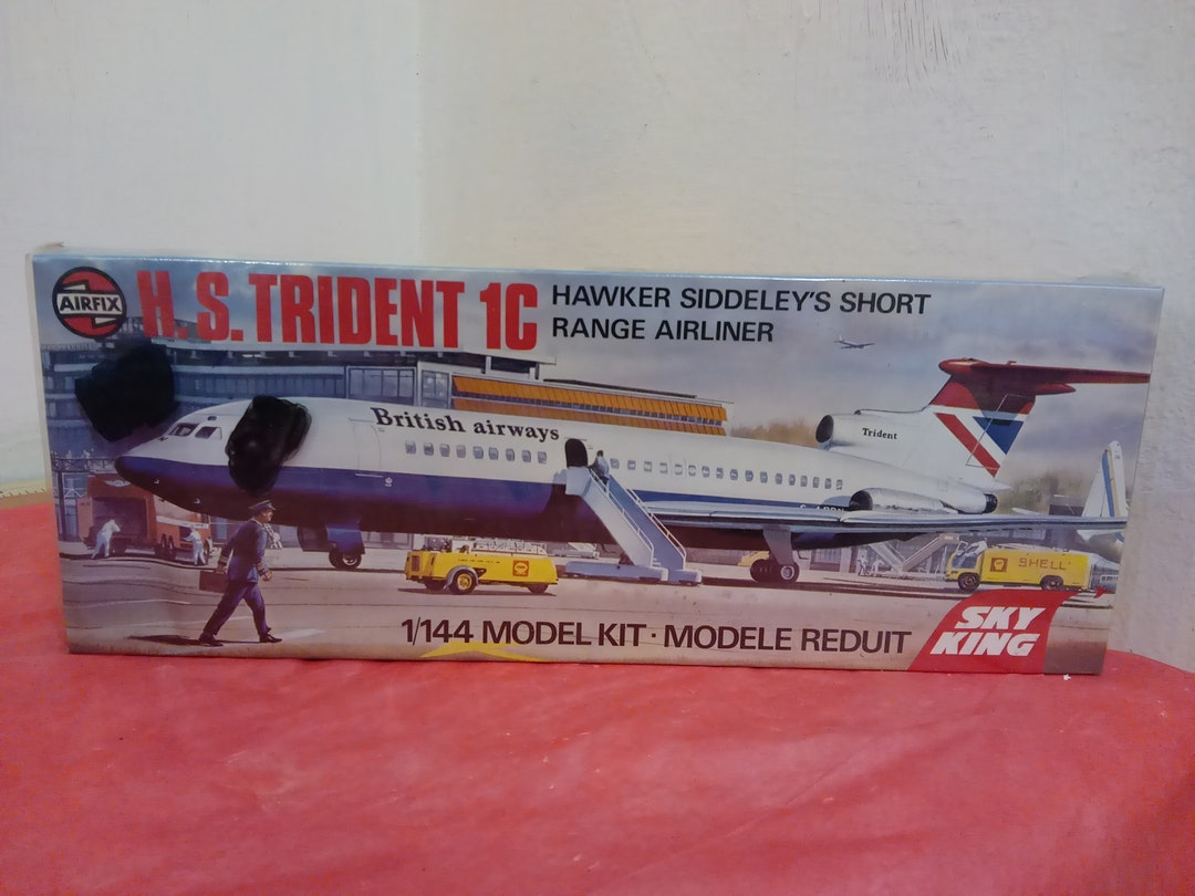 Vintage Aircraft Models, Flying Fortress, Me 262, Fokker F-27, Navy ...