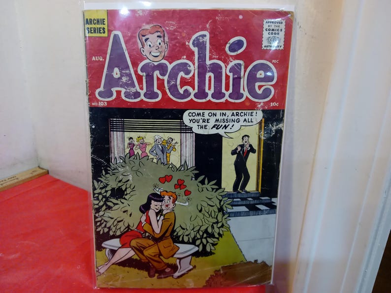 Vintage Archie & Harvey and Comic Books, Espers, Daffy Duck, the ...