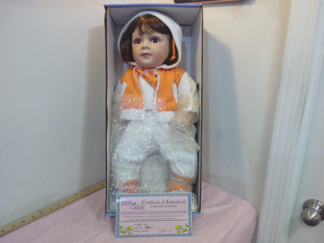 Vintage Porcelain Doll, Limited Edition Royal Cathay Collection, Amy ...