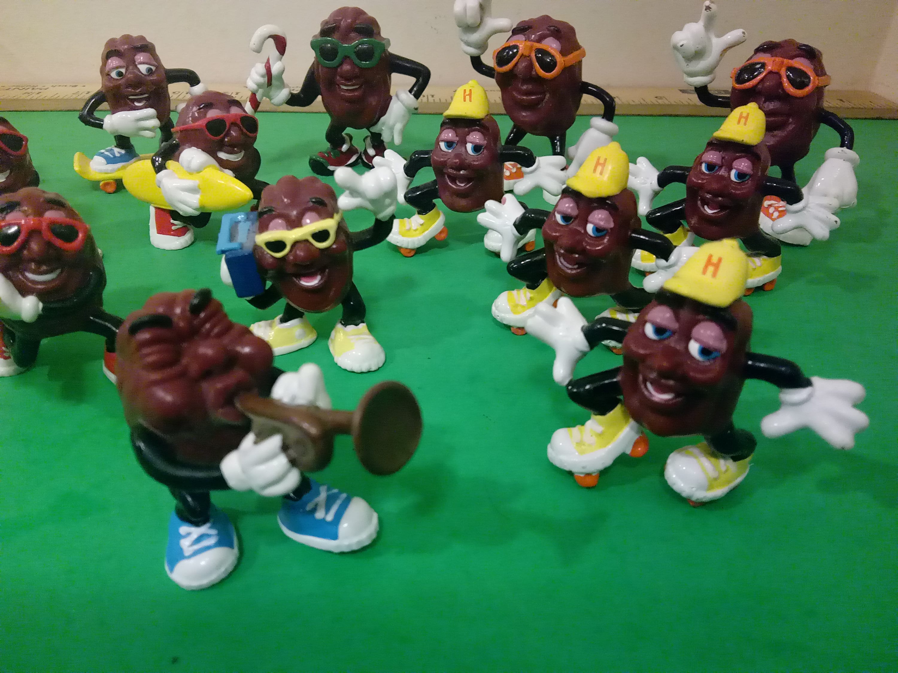 Vintage California Raisin Hardee Toys, 1980's#