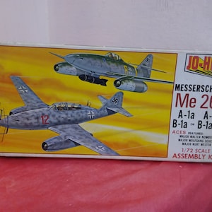 Vintage Aircraft Models, Flying Fortress, Me 262, Fokker F-27, Navy ...