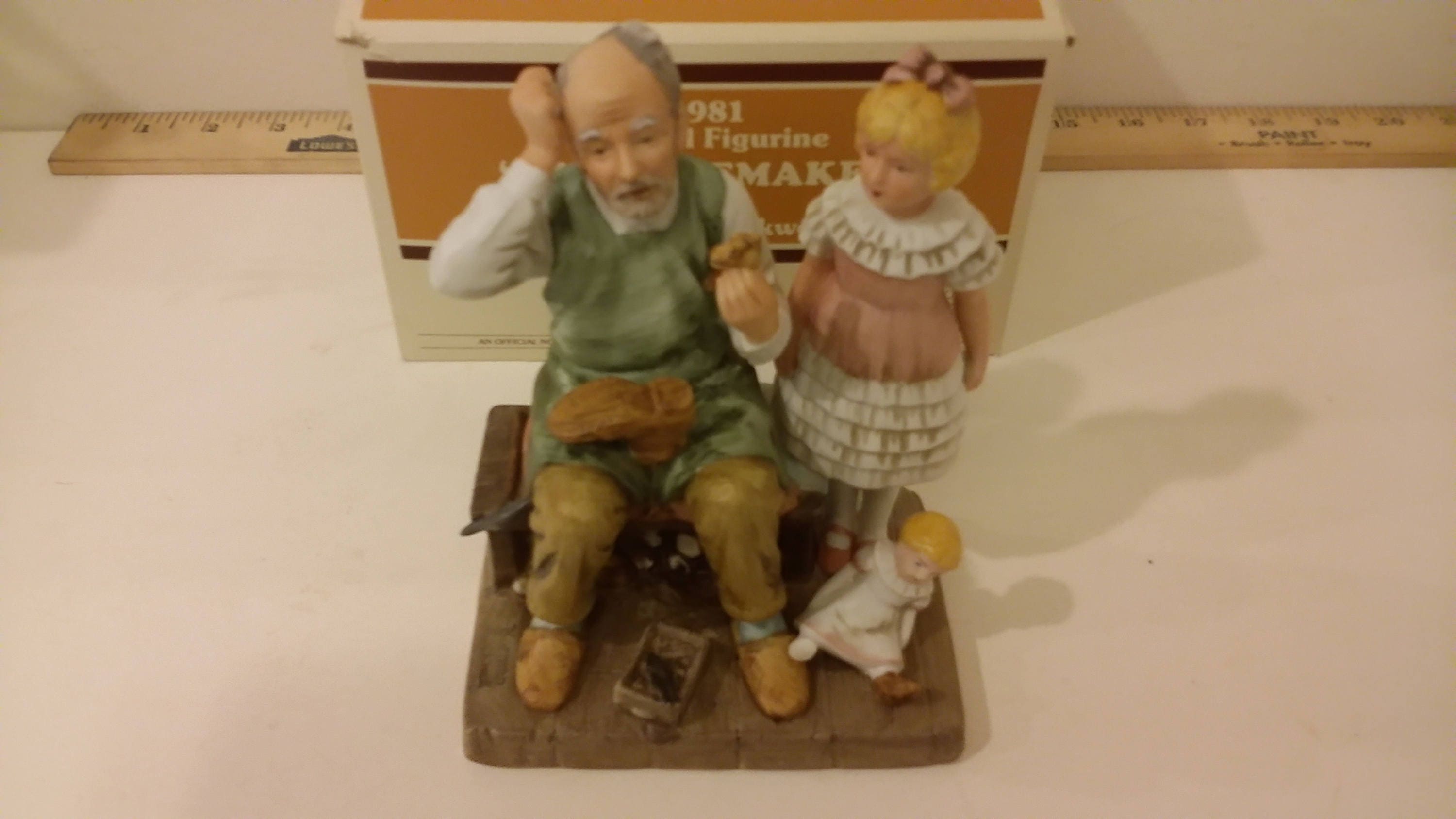 Norman Rockwell Collection-Annual figurine The Shoemaker, 1981 by Gorham