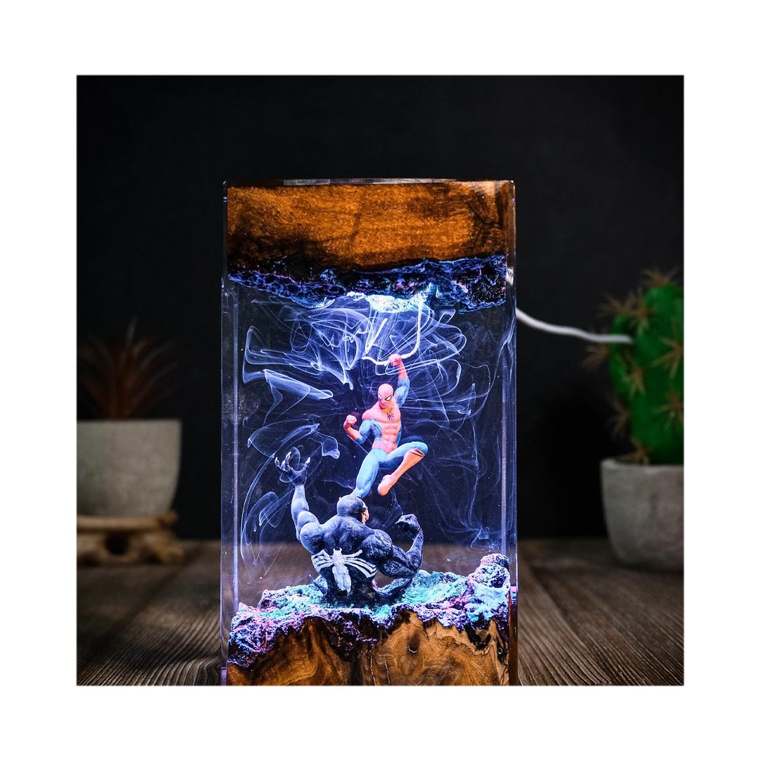 Spider Man Vs Venom Mar.ve.l Universe Resin Lamp, LED Movie Night Light ...