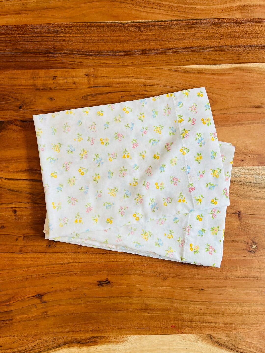 Vintage Pillowcase Set of 2 Floral Pillowcases Cottage Style Vintage ...