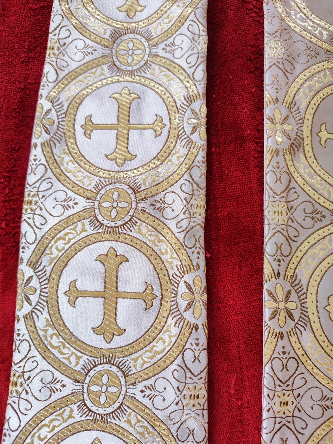 Regal Minister's Stole Made From Gold Brocade With Cross Pattern - Etsy
