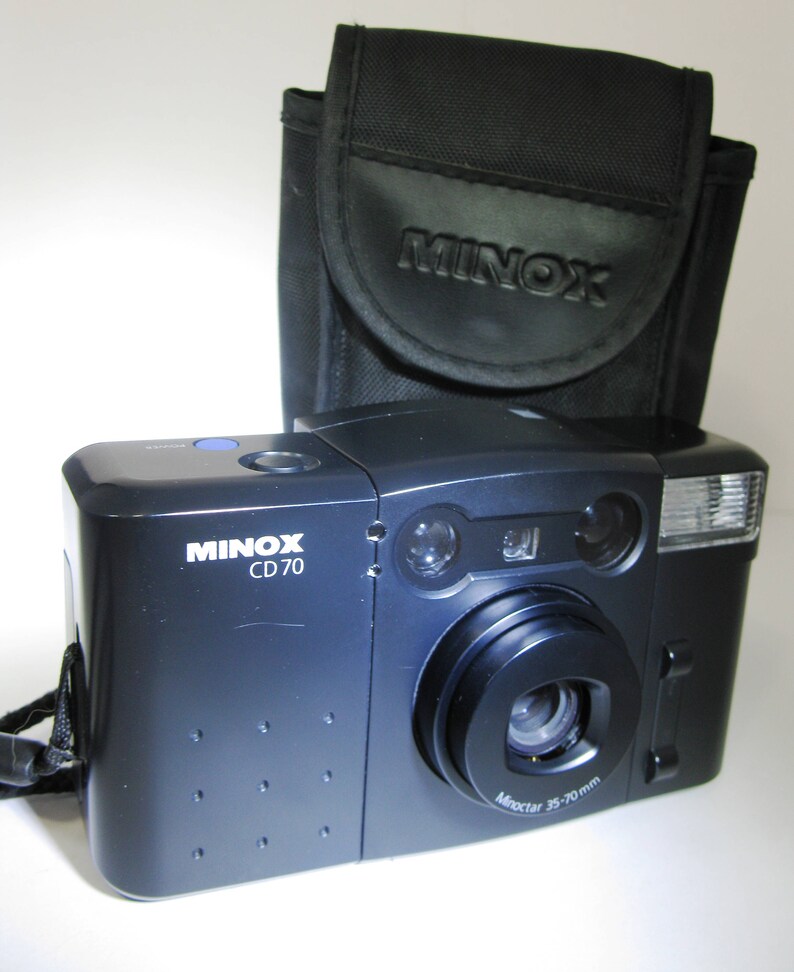 Minox CD 70 35 Mm Camera With Minoctar 35-70mm Zoom Lens and Minox Case ...