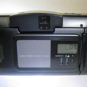 Minox CD 70 35 Mm Camera With Minoctar 35-70mm Zoom Lens and Minox Case ...