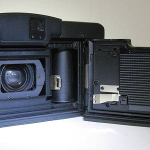 Minox CD 70 35 Mm Camera With Minoctar 35-70mm Zoom Lens and Minox Case ...