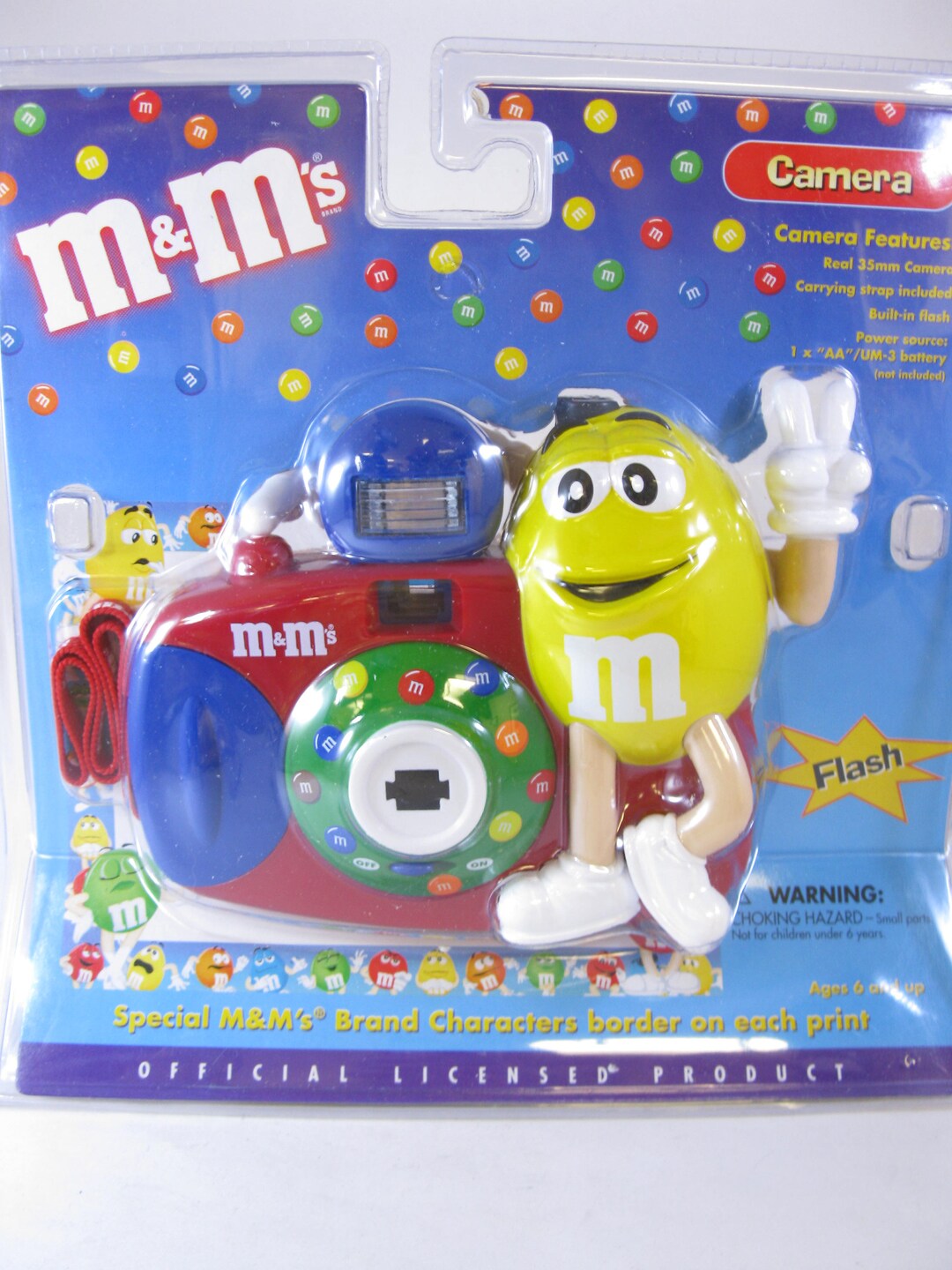 Rare M & M Chocolate Candies 35mm Film Flash Camera Sealed Clamshell ...