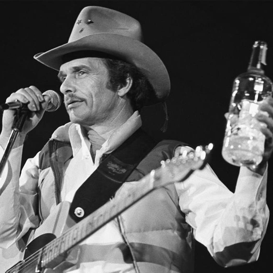 Merle Haggard I Think Ill Just Stay Here And Drink Hank Etsy