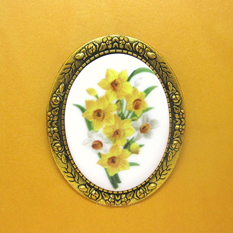 Flower Cameo Brooch - Etsy