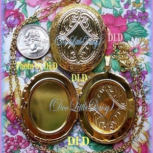 Porcelain Male Cardinal With Irish Shamrocks Cameo Cardinals Red Bird ...