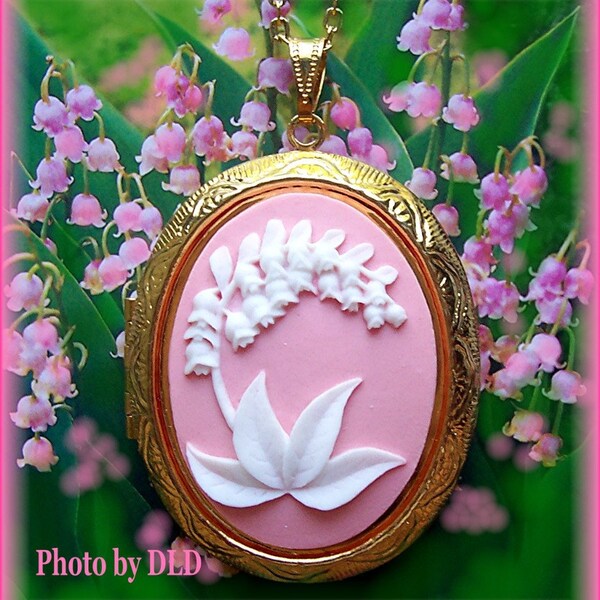Lily Locket - Etsy