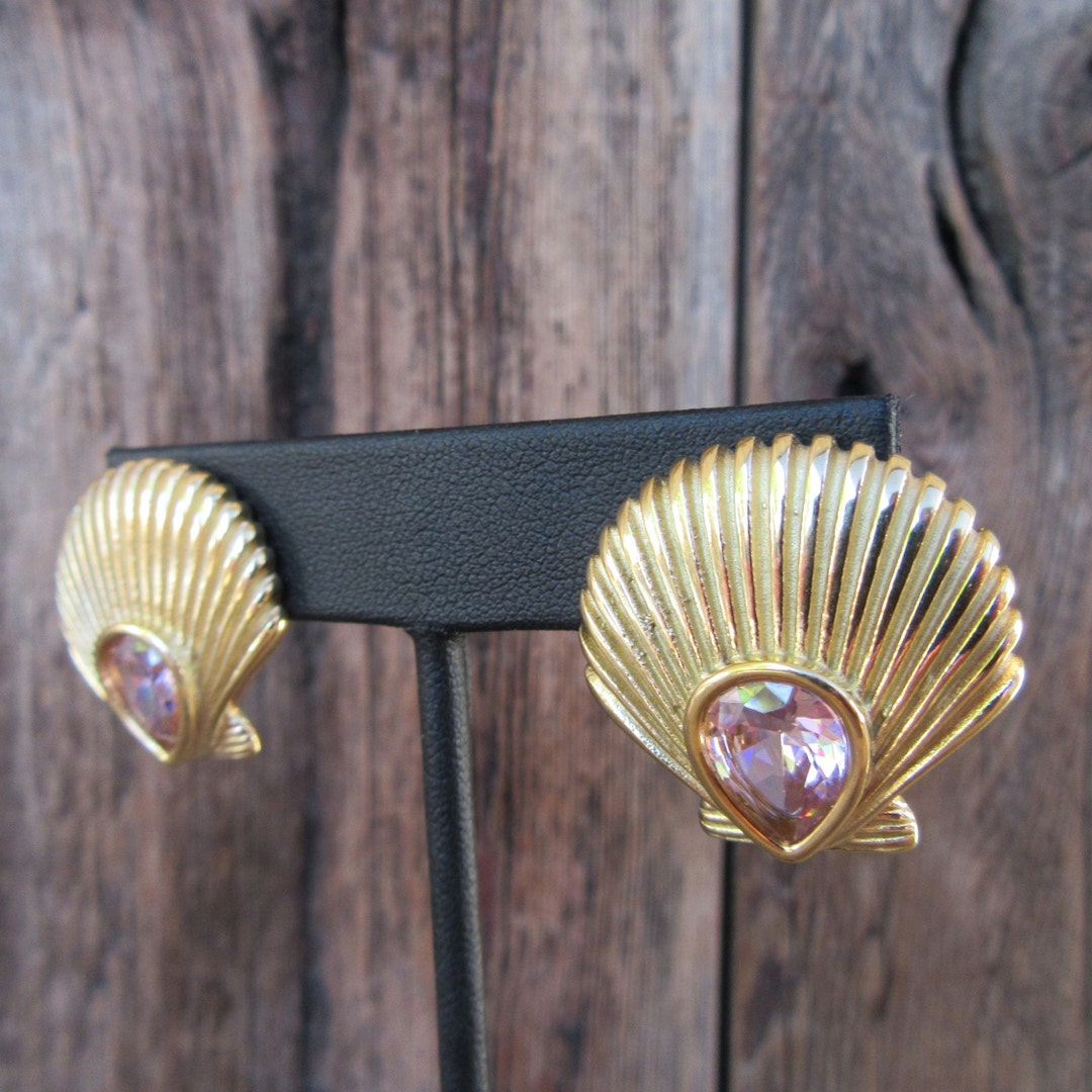 90s Earrings Gold Tone Chunky Shell Earrings | Statement Resortcore ...
