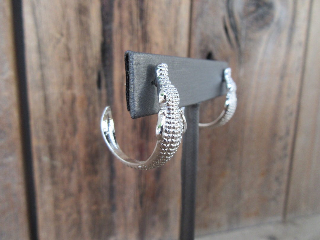 90s Silver Tone Hoops | Alligator Metal Figural Hoop Earrings ...