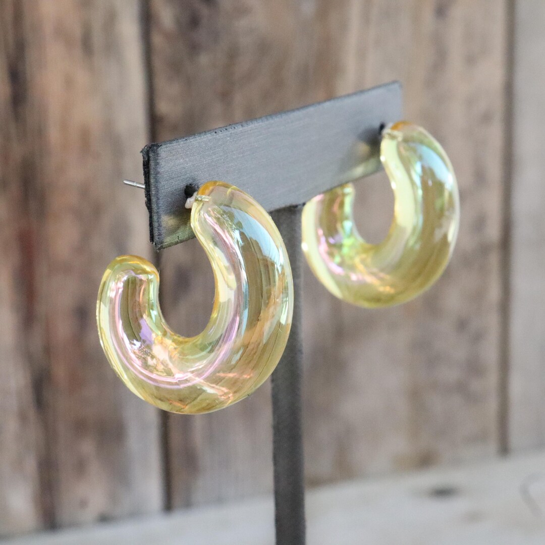 80s 90s Light Golden Yellow Warbled Oil Slick Resin Hook Hoops | J ...