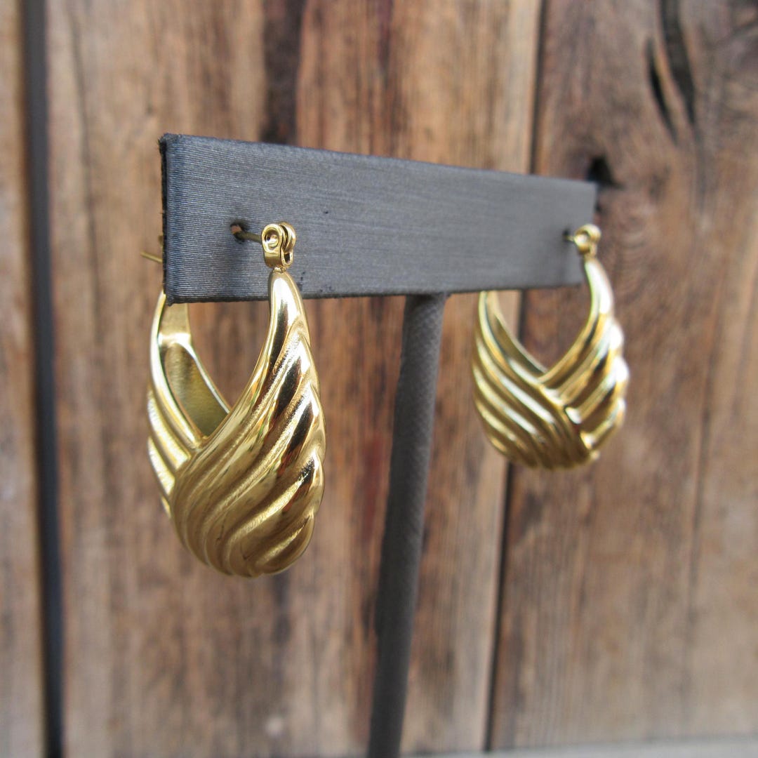 90s Gold Tone Minimal Chunky Hoops | Fluted Art Deco Flair Ribbed Hoops ...