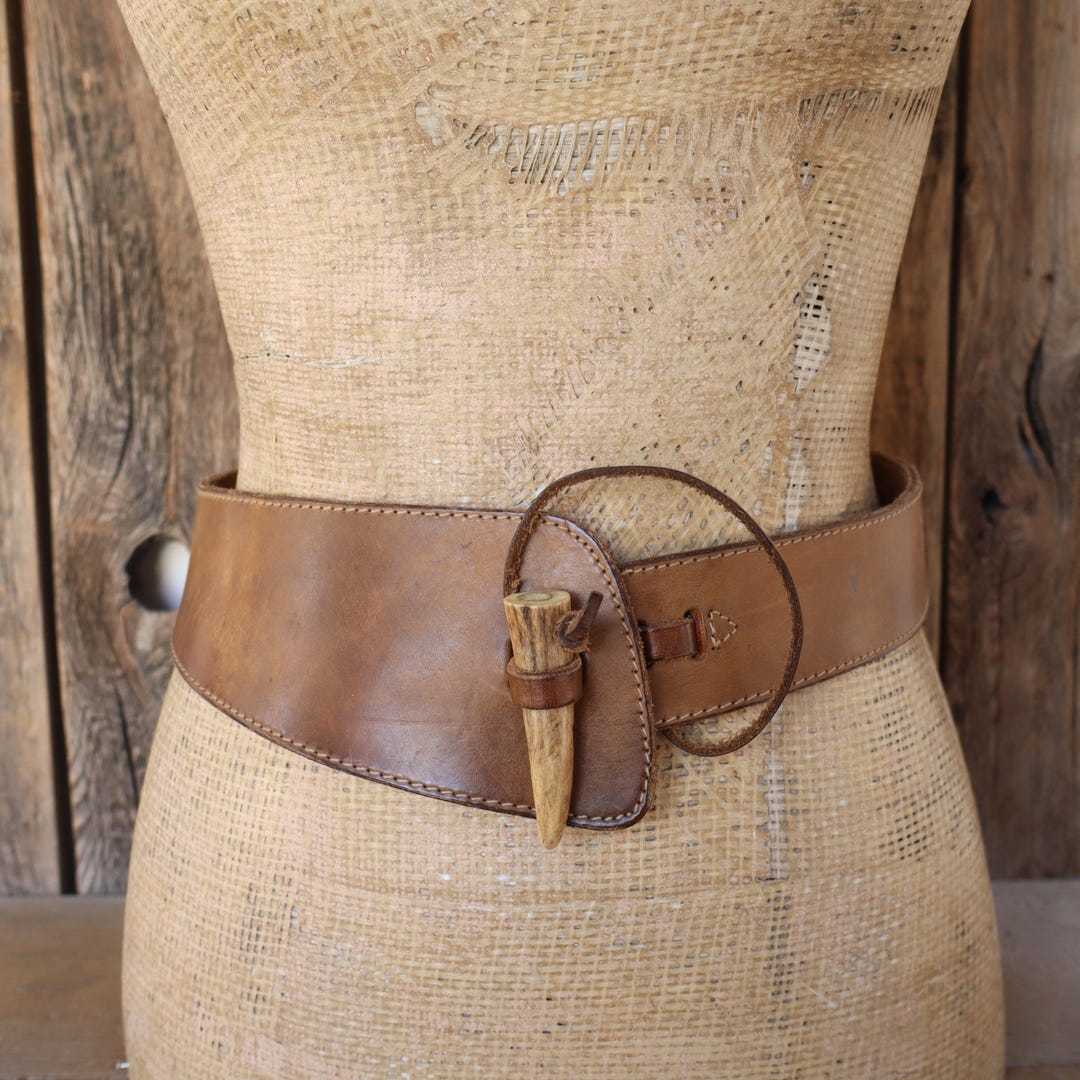 80s BANANA REPUBLIC Safari Brown Leather Wide Waist Belt | Antler Horn ...