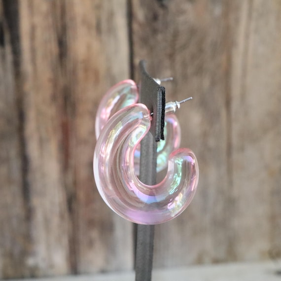 80s 90s Light Pink Warbled Oil Slick Resin Hook Hoops… - Gem