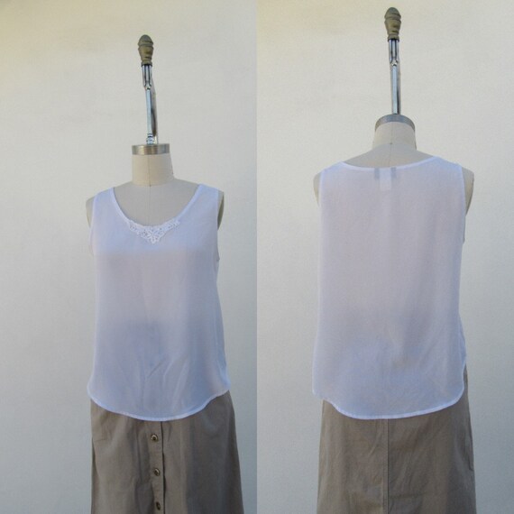 80s 90s Stark White Lace Applique Trim Shell Tank | W… - Gem