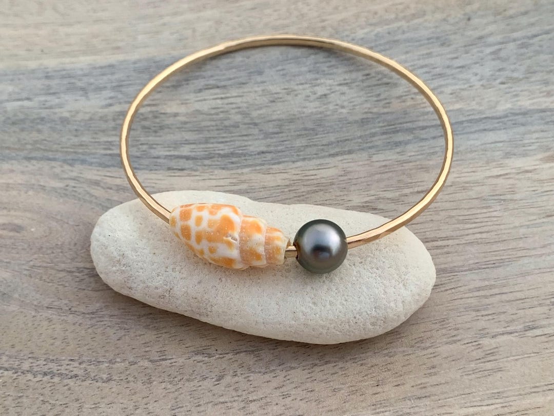 Custom Hawaiian Shell Bangle, Shell Bangle Bracelet, Seaglass Jewelry ...
