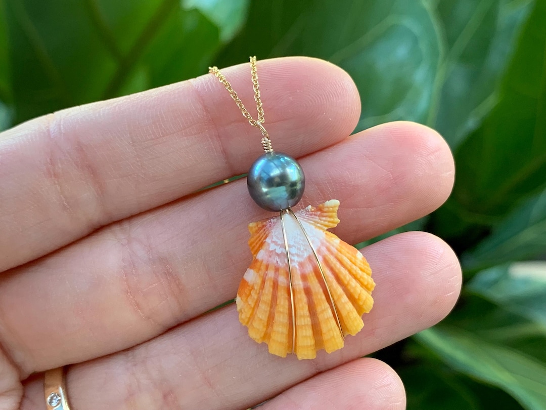 Sunrise Shell and Pearl Necklace, Shell Pendant, Beachy Necklace ...