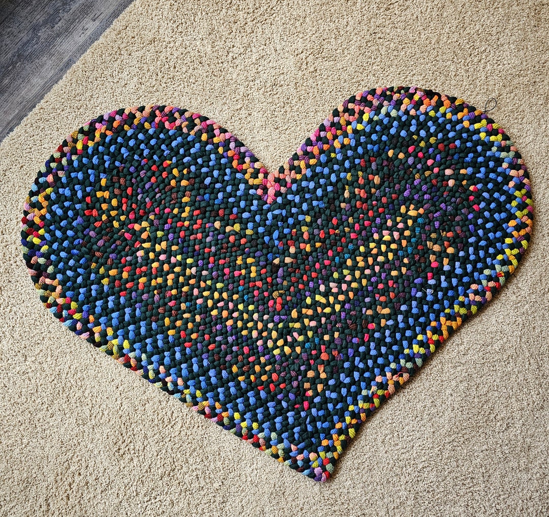 Braided Heart Rug - Wool Repurposed Blankets - Etsy
